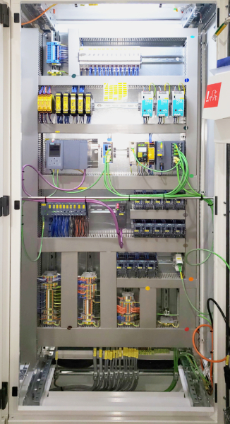 Prefabrication of control cabinets - Proster